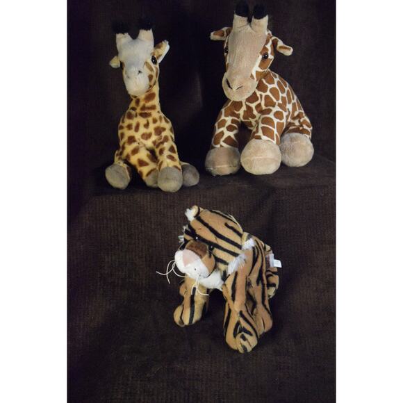 GANZ | Toys | Lot Of 3 Zoo Animal Plush 2 Giraffes Tiger Stuffed ...